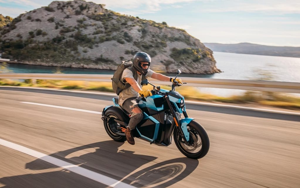 Verge Motorcycles TS Ultra - High-Performance Electric Bikes