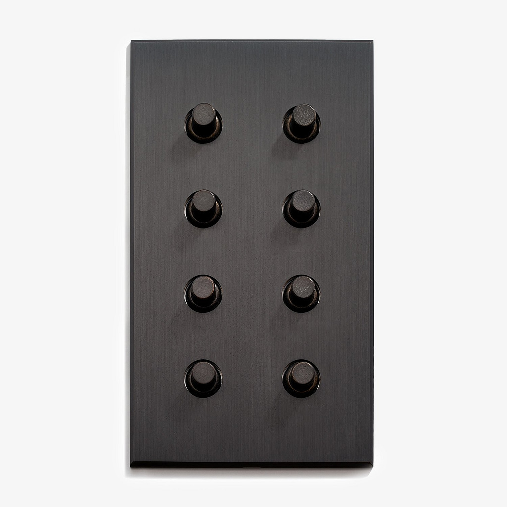 Luxury Classique Keypad 82 x 144 | Meljac North America