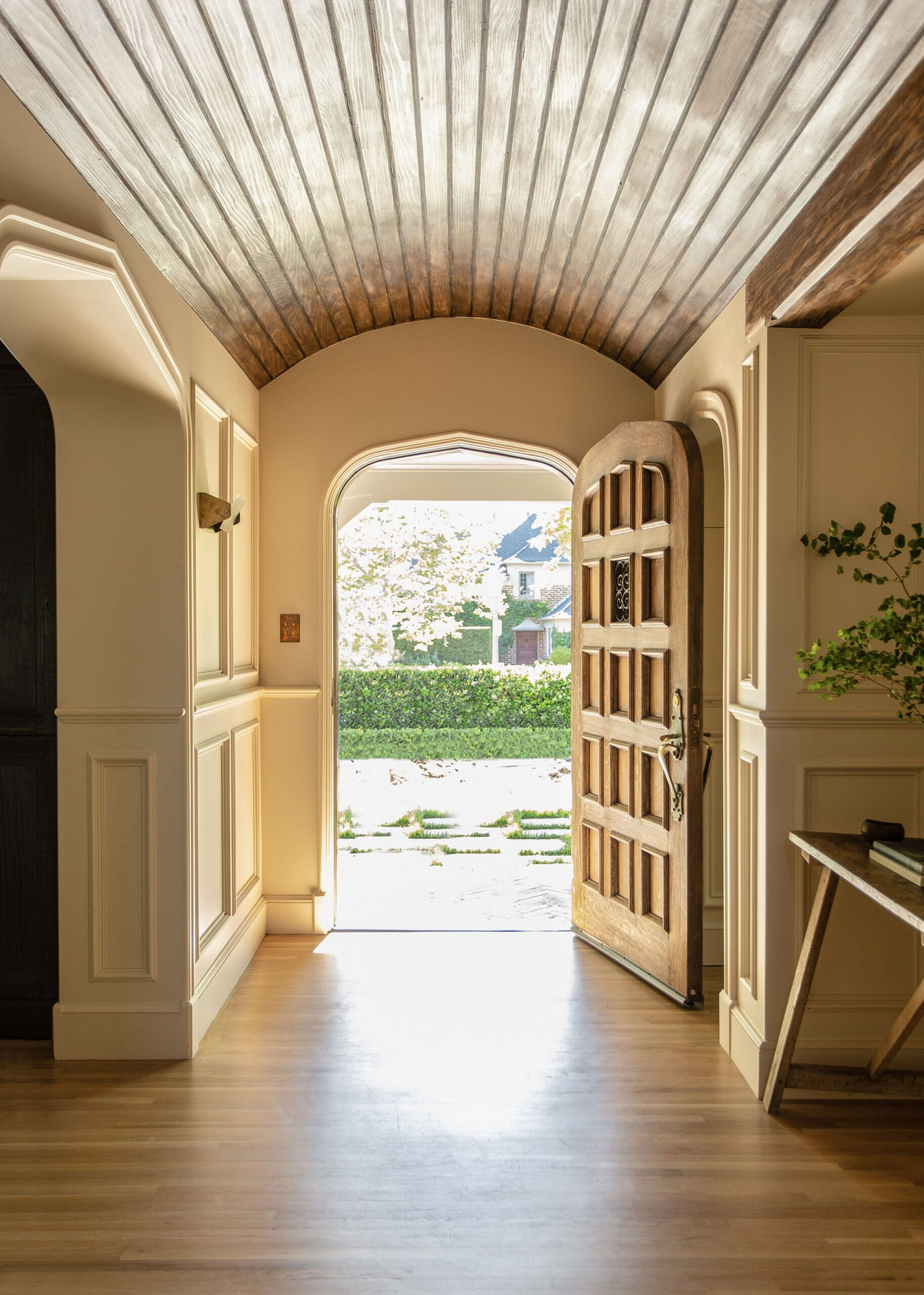 Project Gallery | Luxury Electrical Hardware | Meljac North America